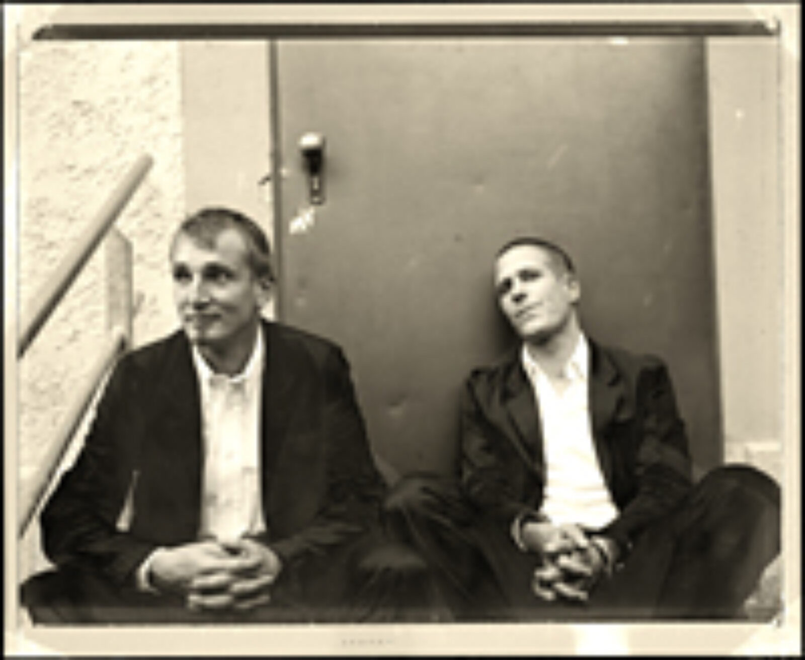 Battle Of The Two Men Bands | | Café Kairo Lorraine